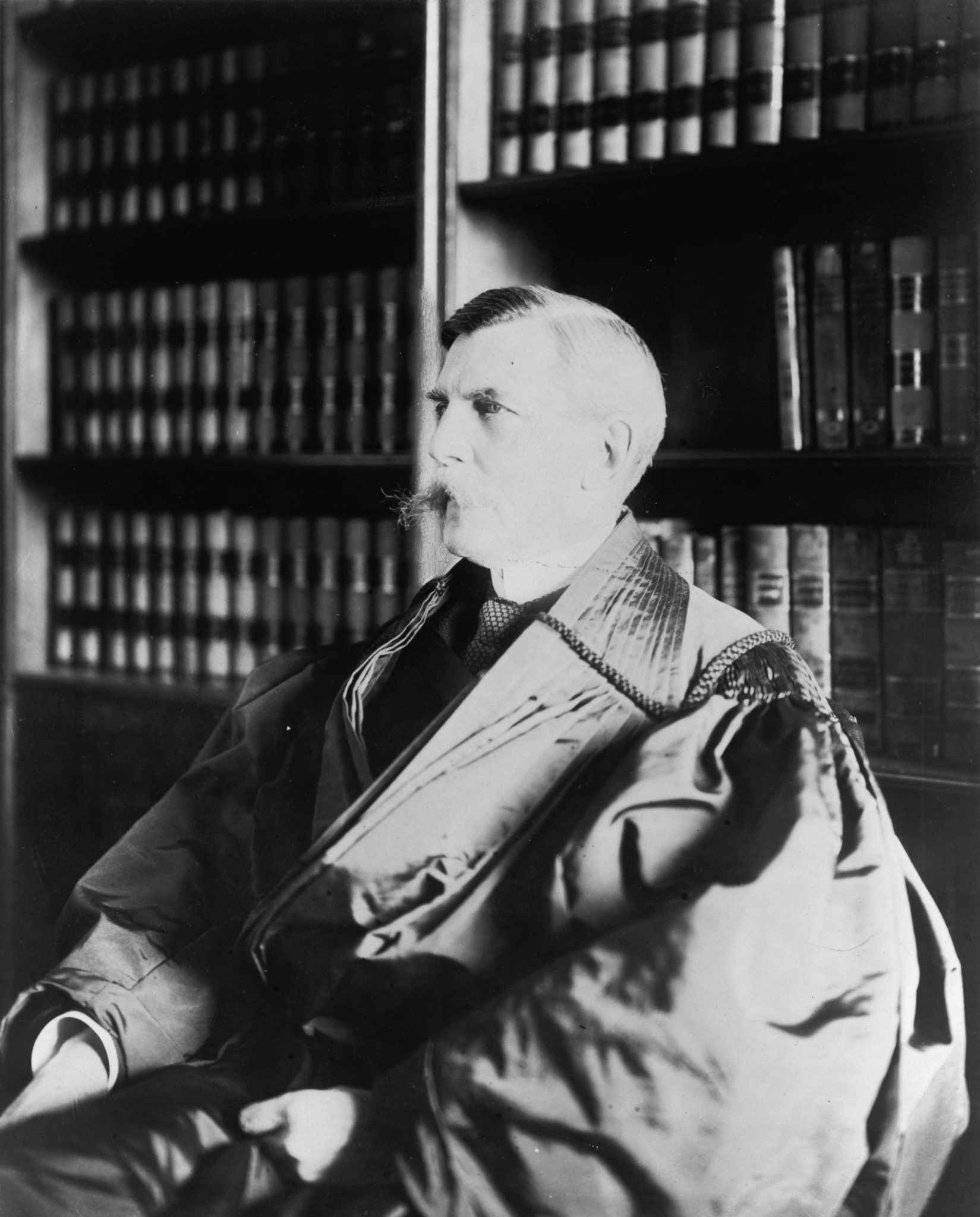 The 9 Greatest Supreme Court Justices