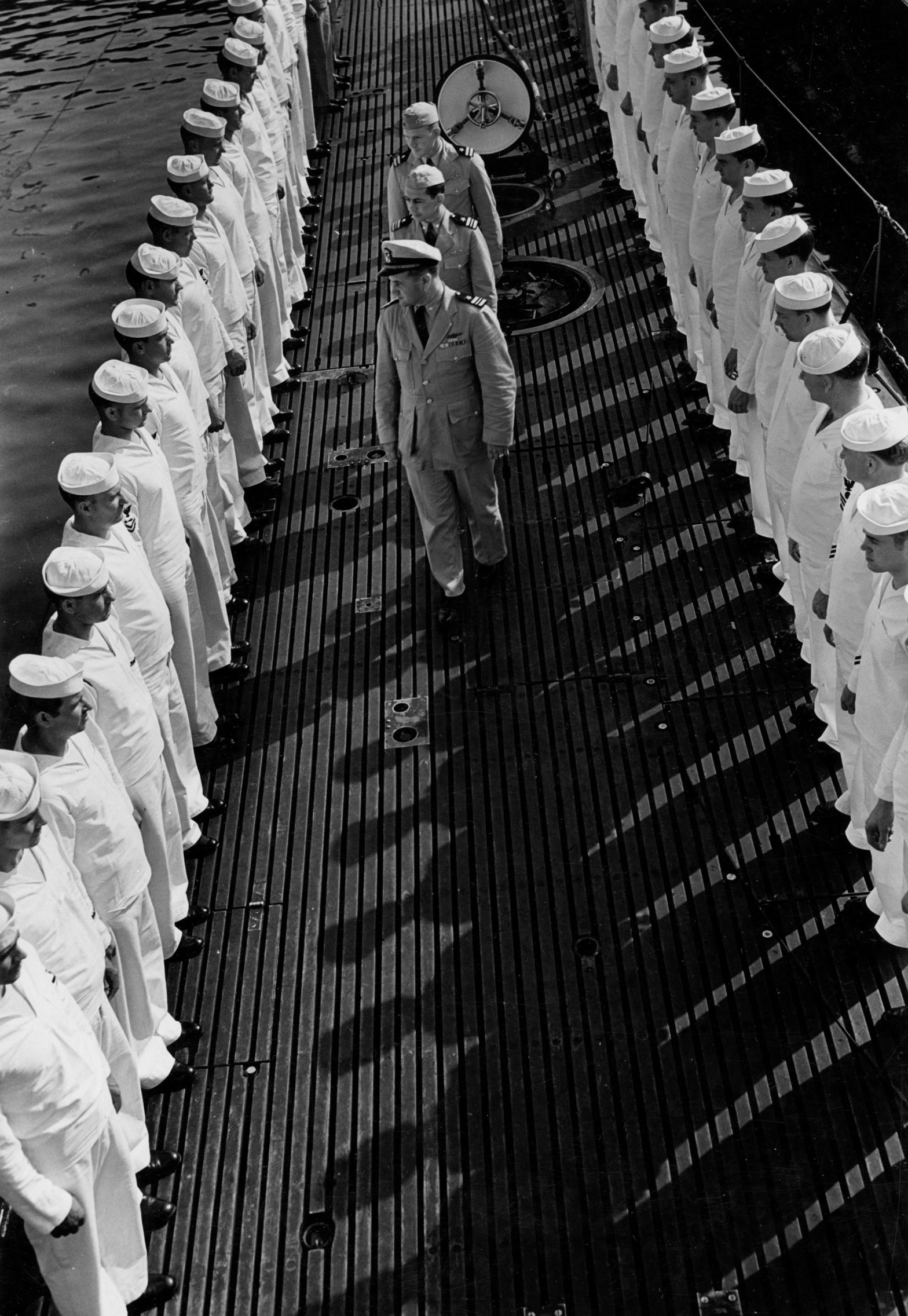 The High Fashion Photographer Who Took the Navy's Wartime Portrait