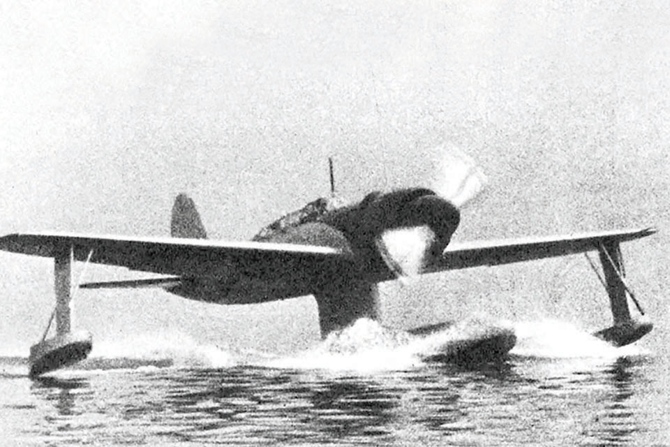 Beyond the Norm: Japan's Failed Cutting-Edge Floatplane