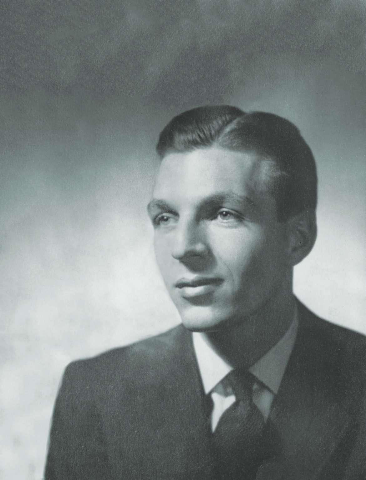 How CBS News Reporter Richard C. Hottelet Became a 'Guest' of the Gestapo