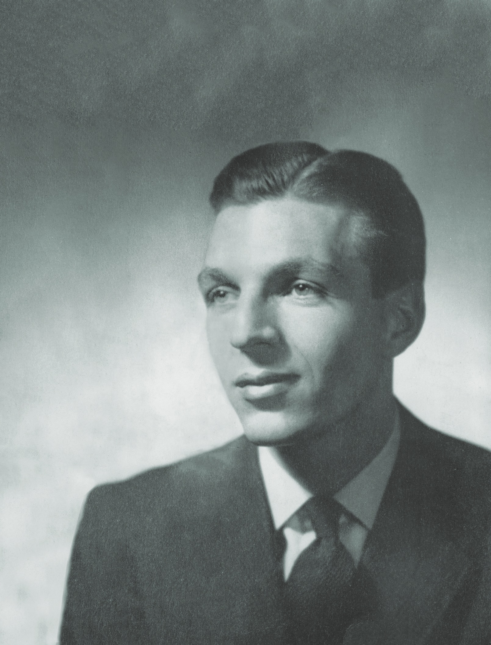 How CBS News Reporter Richard C. Hottelet Became a 'Guest' of the Gestapo