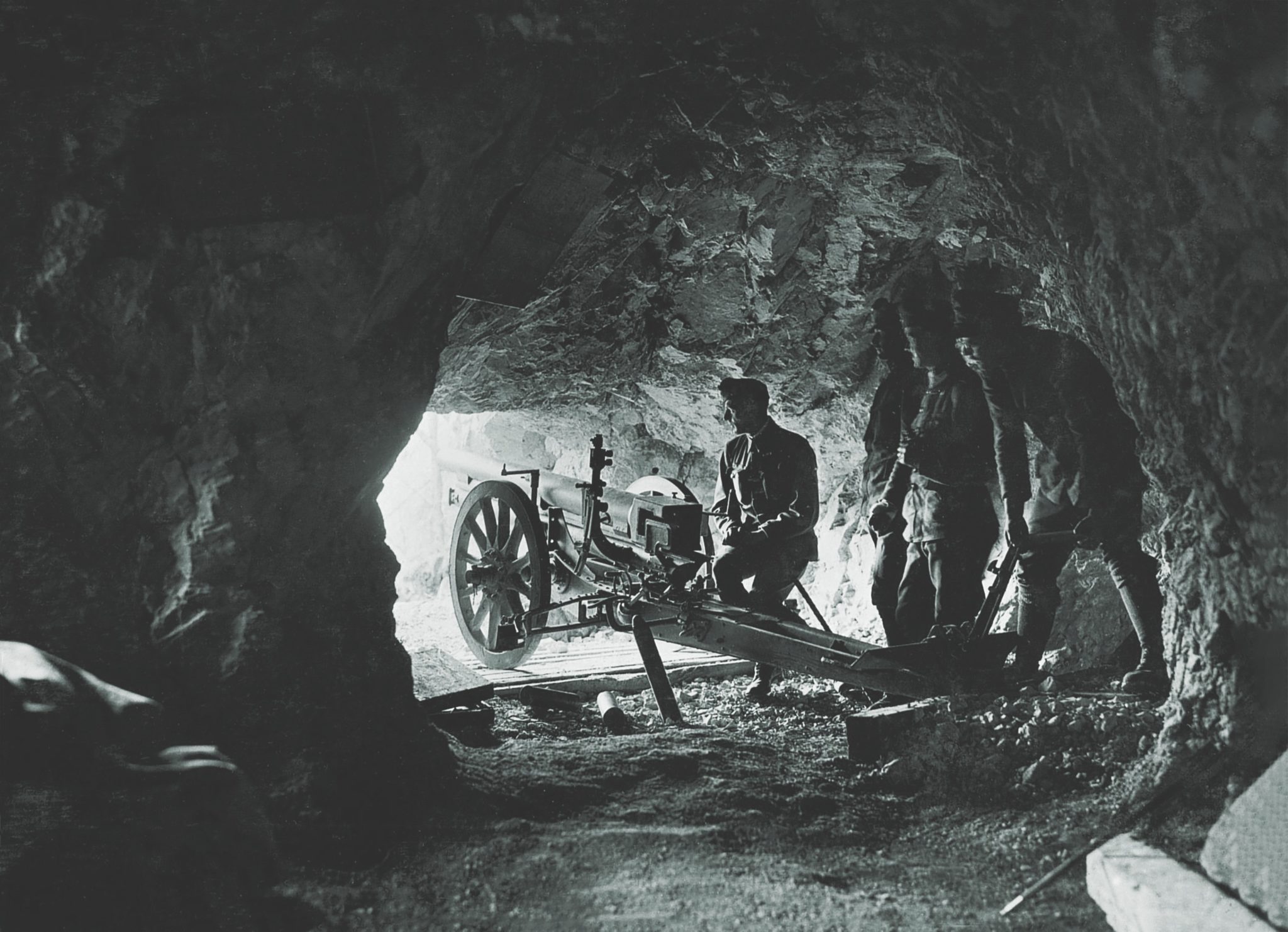 Austrian artillerymen | HistoryNet