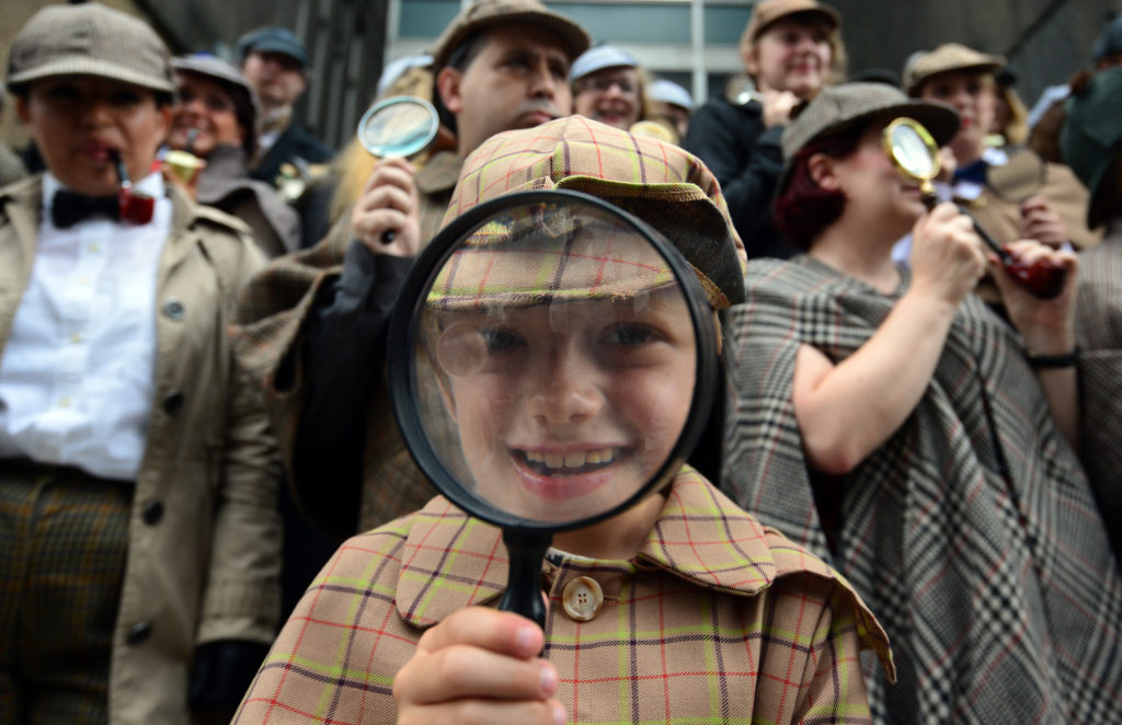 Sherlock Holmes: The History of the Mystery