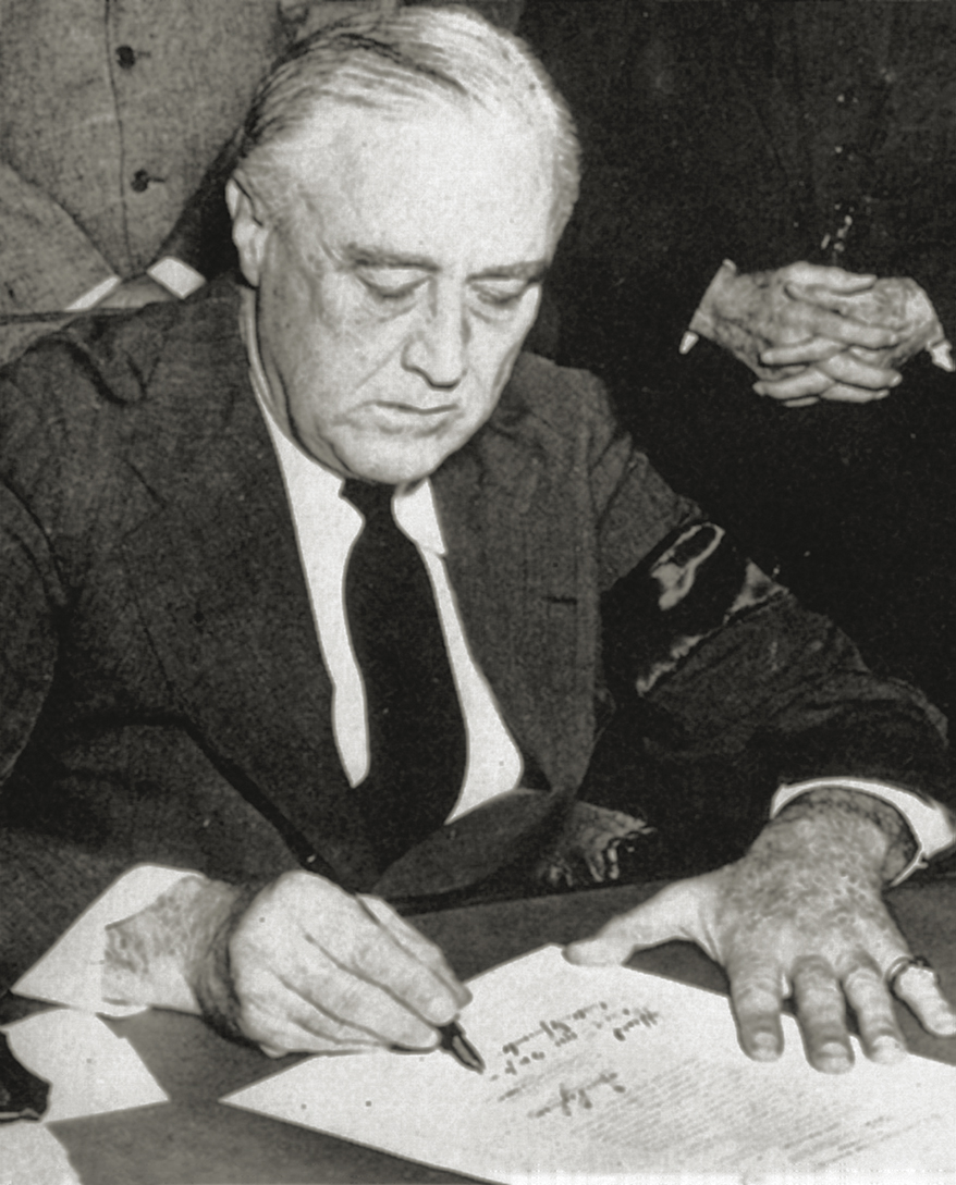 Franklin Delano Roosevelt (1882-1945) 32nd President of the United ...